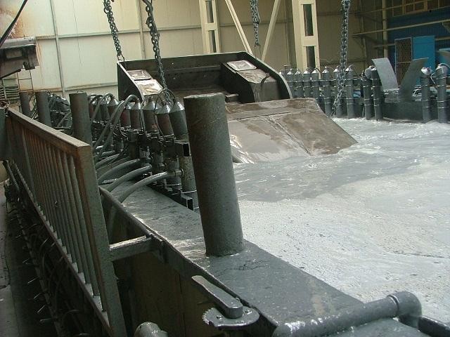 Corrosion Resistant Electrodeposition Paint , Pickup Car Body Coating ...